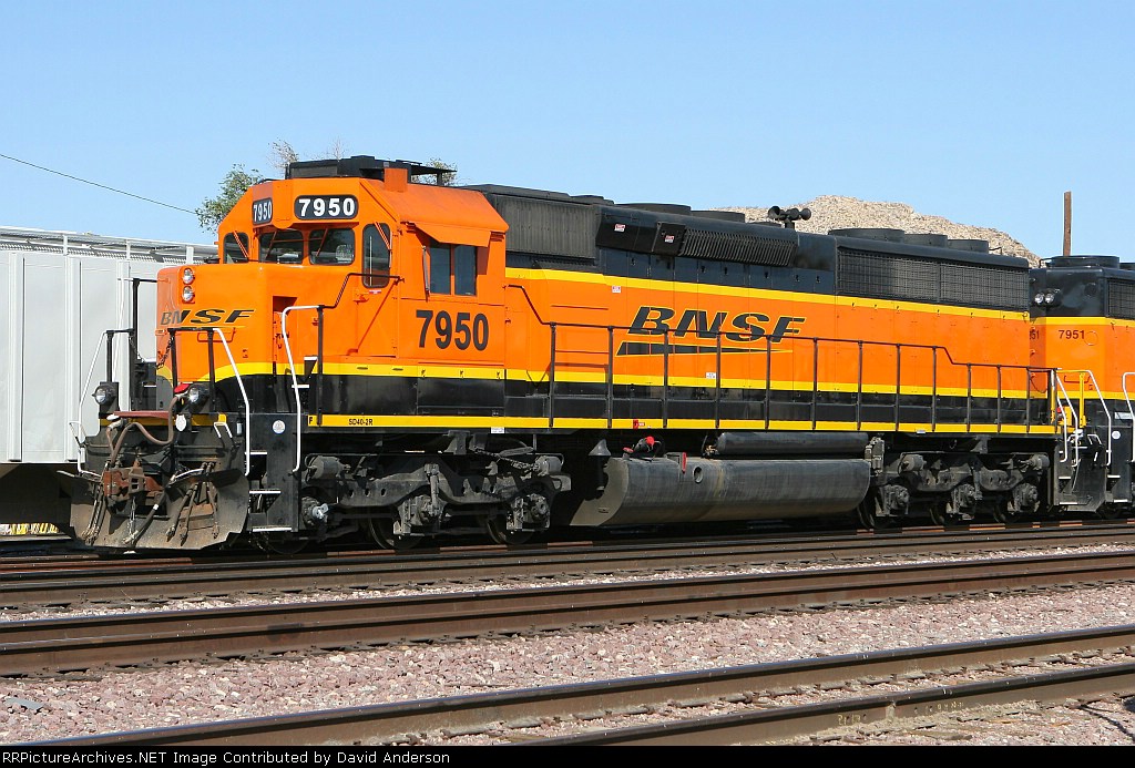 BNSF 7950